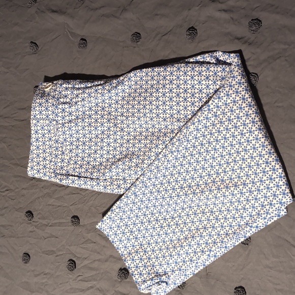 Counterparts | Pants & Jumpsuits | Counterparts Capris In Blue White ...